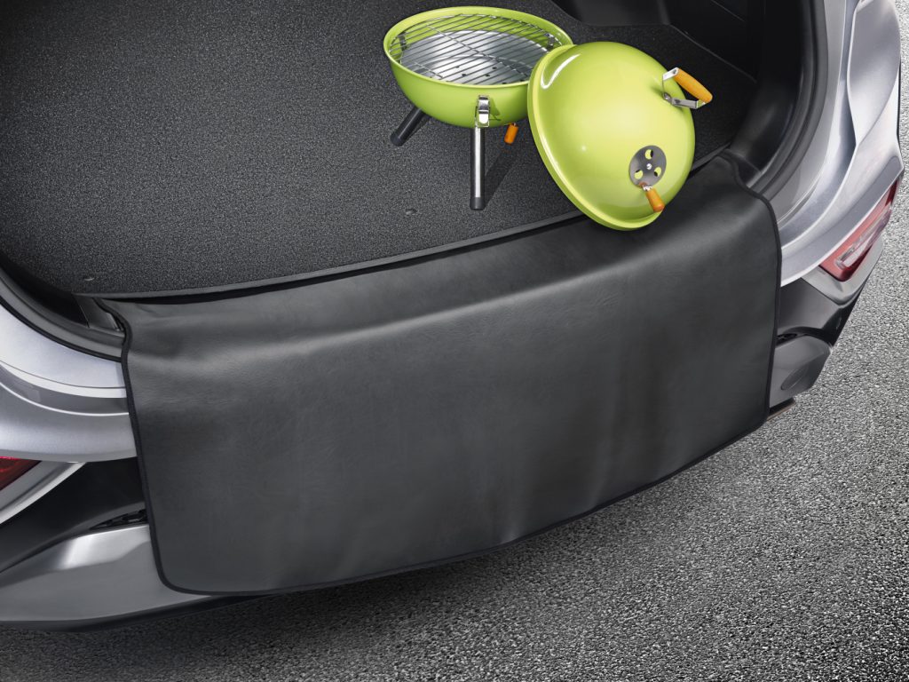 Hyundai Bumper flap for trunk mat – Hyundai Accessories